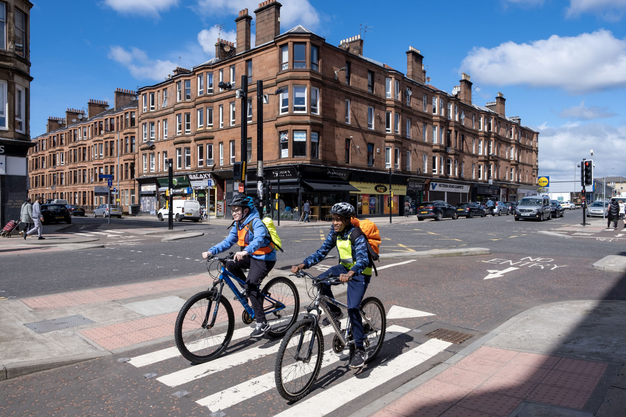 Celebrations as major Glasgow cycling route reaches city centre ...